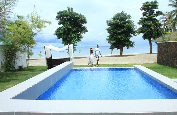 Outdoor Beach pool - Kandaya Resort