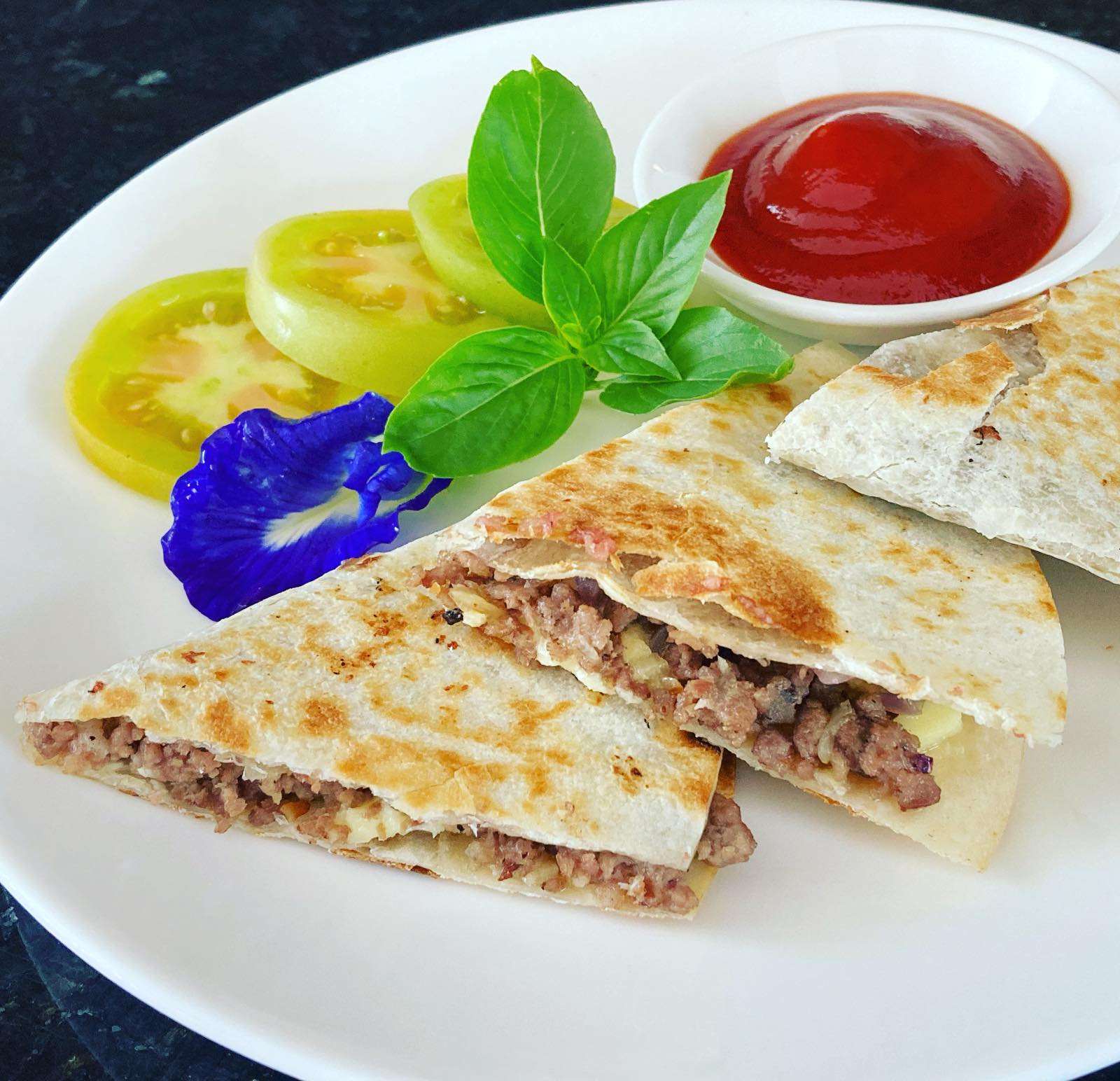 Kusina Restaurant - Kandaya Resort